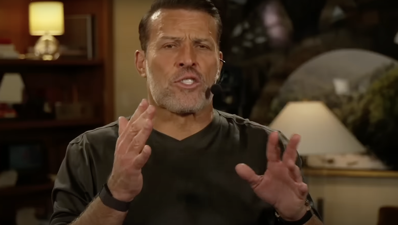 Tony Robbins Breaks Free from Limitations Through 4 Archetypes